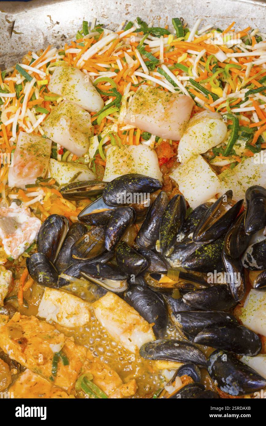 Vegetables with sea fruits Stock Photo - Alamy