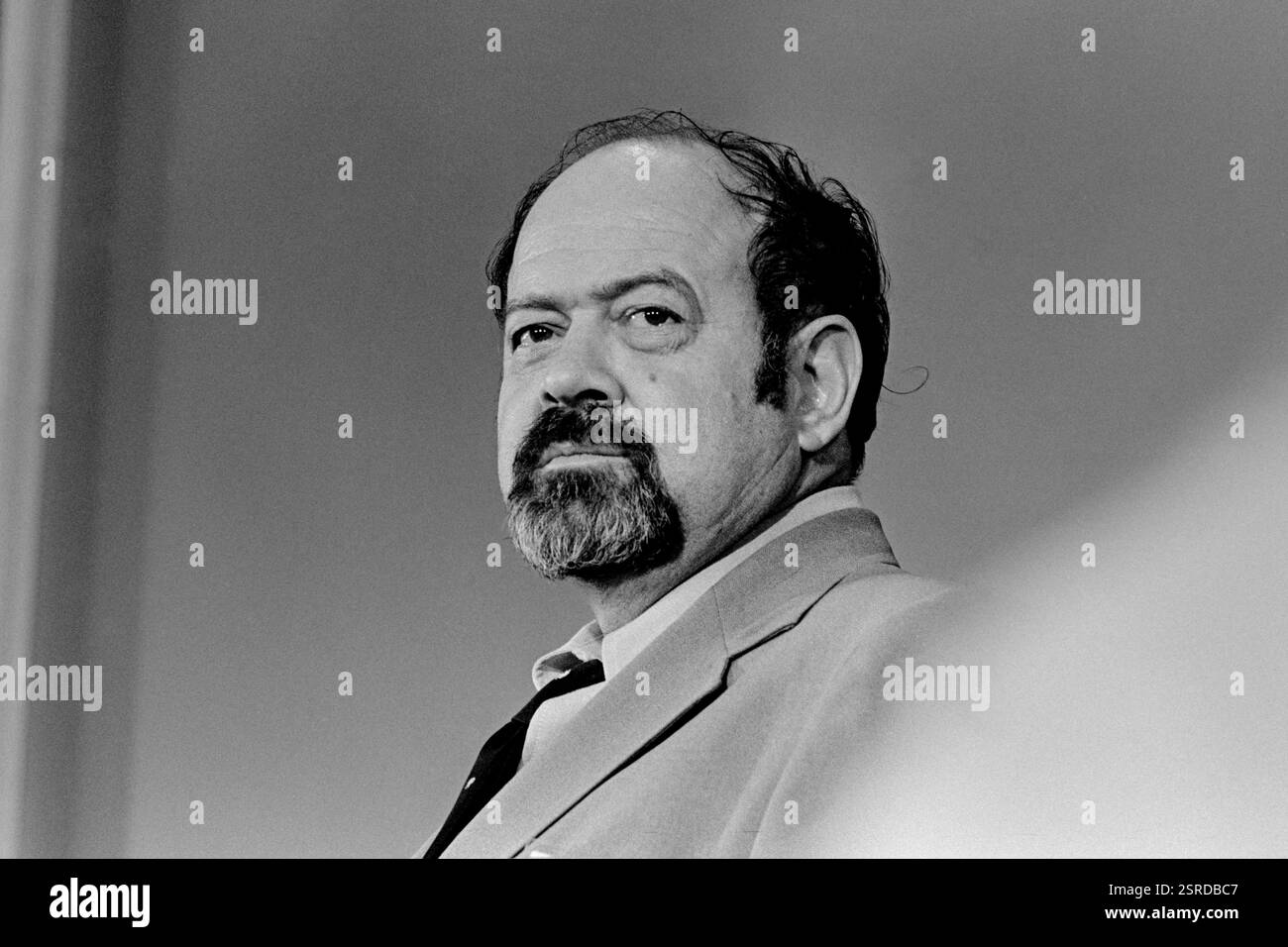 White House aide Lyn Nofziger, listens to the briefing by GW University ...