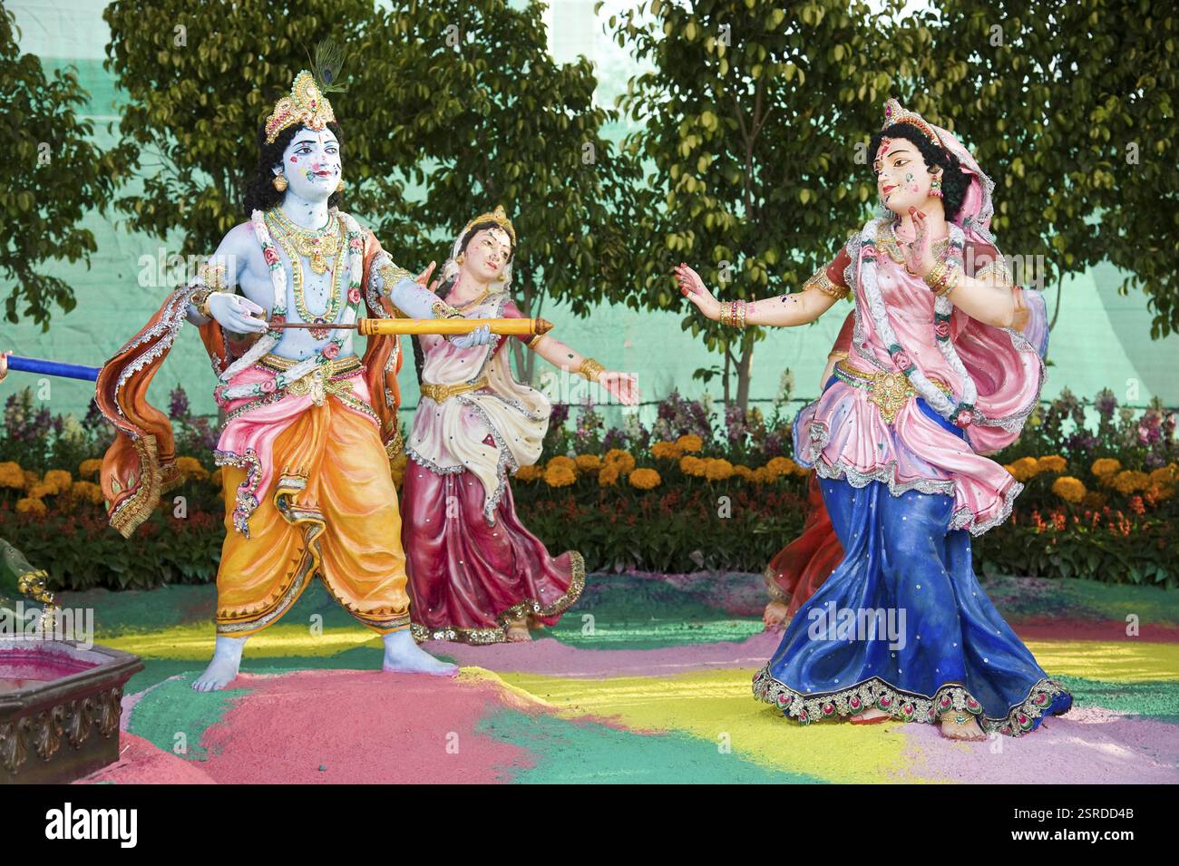 Radha krishna playing holi statue, prem mandir, mathura, uttar pradesh ...