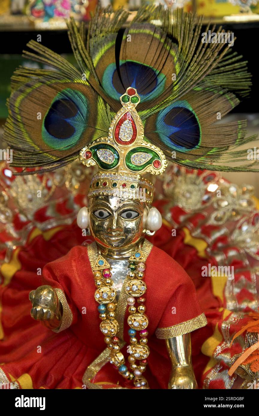 Lord krishna idols hi-res stock photography and images - Alamy