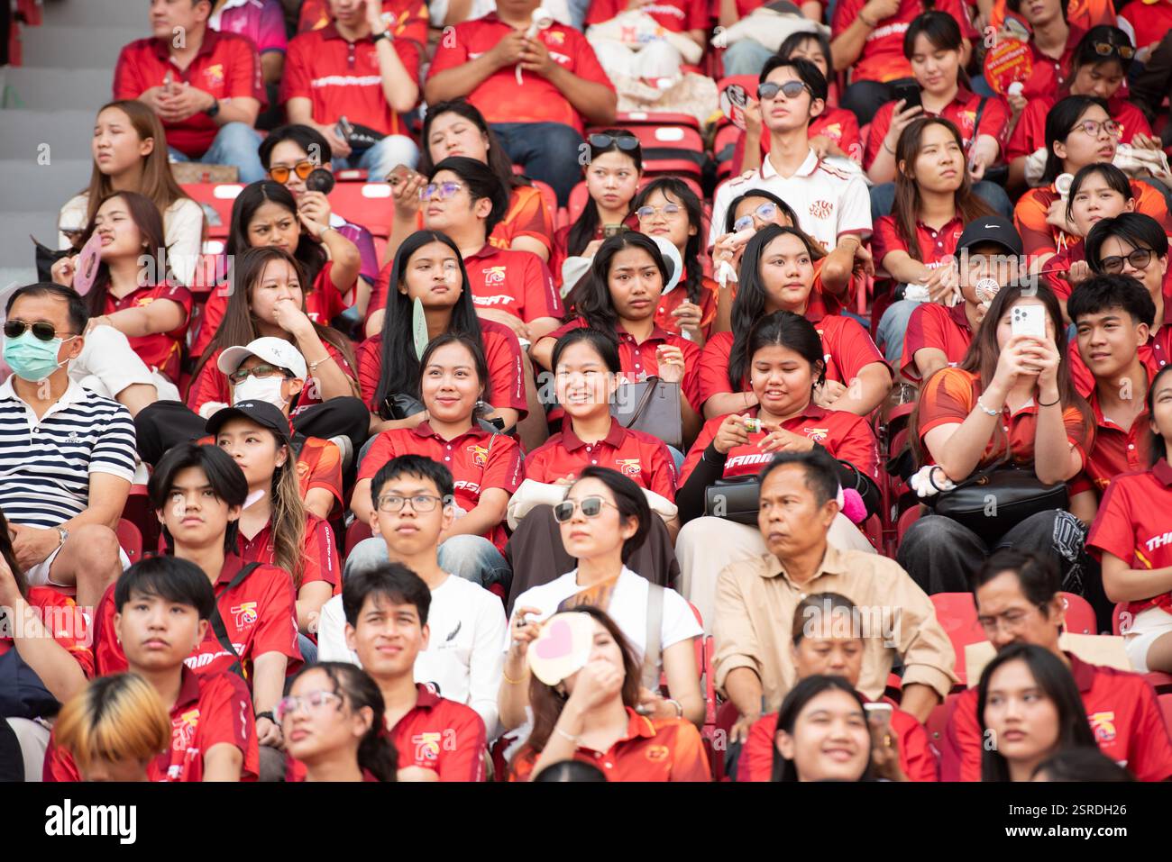 Bangkok, Thailand. 15th Feb, 2025. Thammasat University Fans cheer, on ...