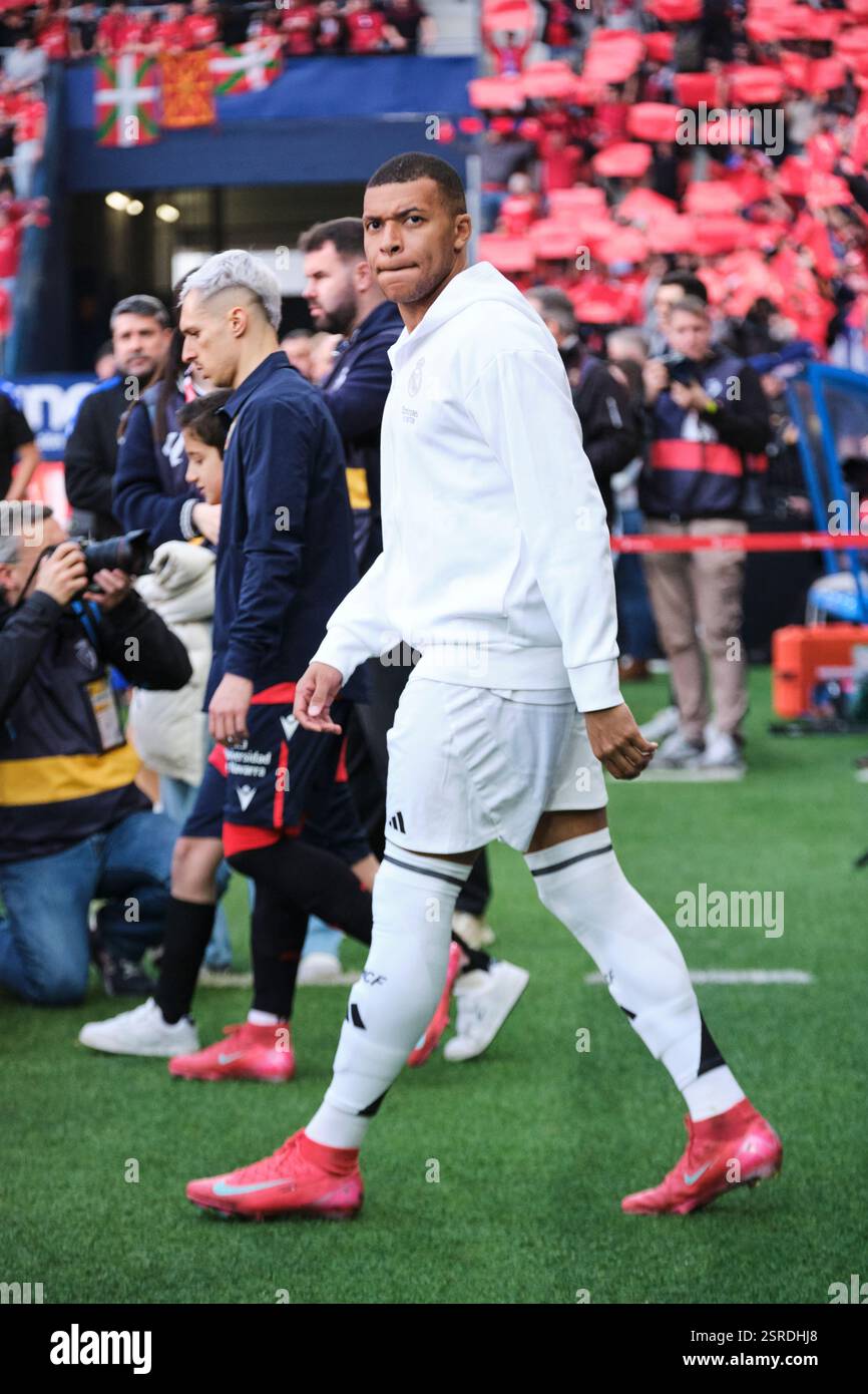 Kylian mbappe real madrid 2025 hi-res stock photography and images - Alamy