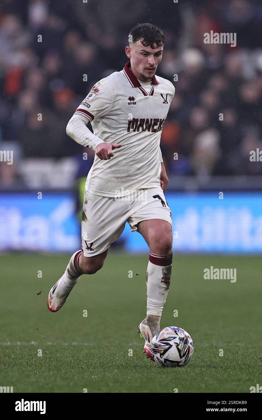 Luton, UK. 15th Feb, 2025. Harrison Burrows of Sheffield United during ...