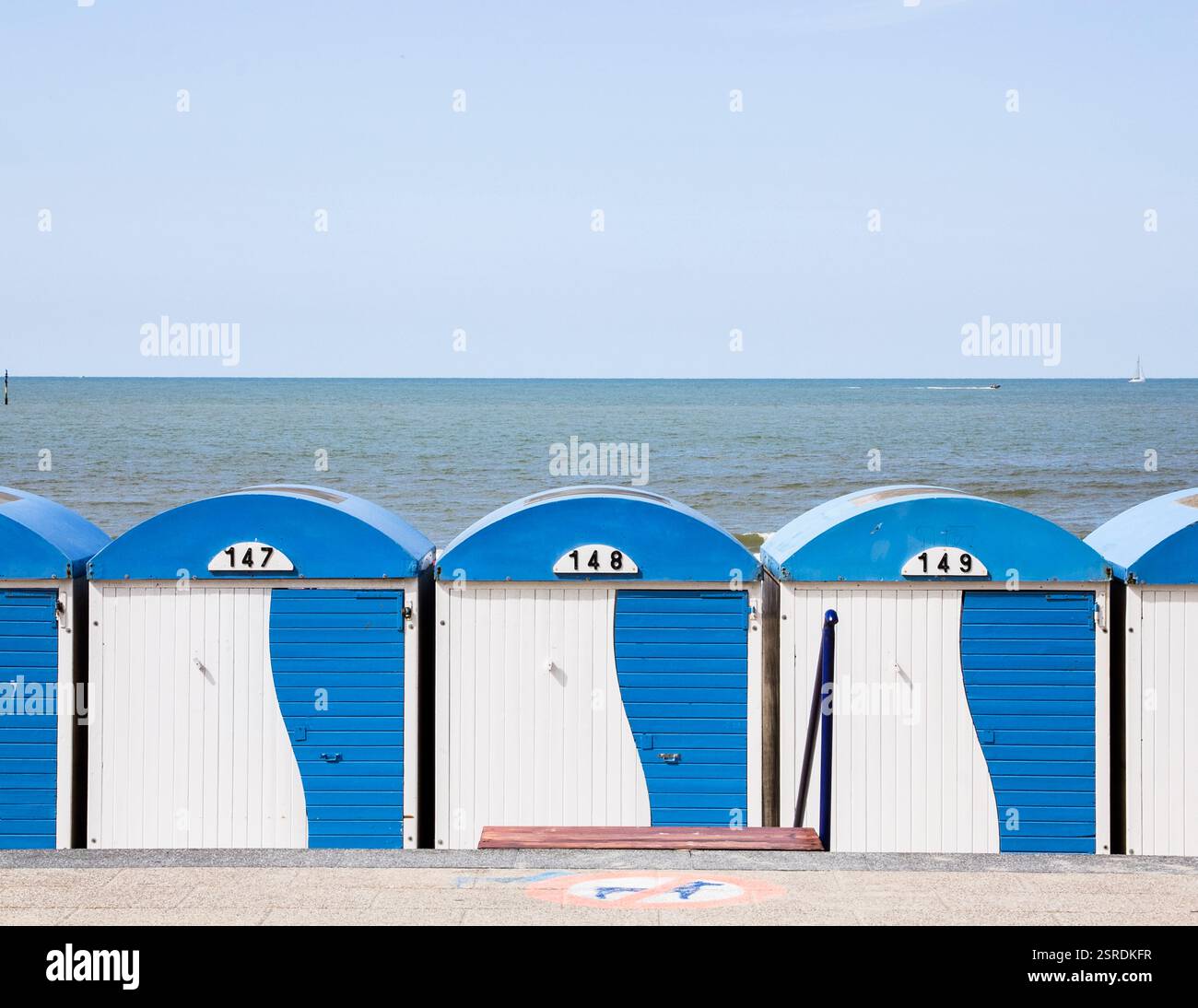 Travel blog beach hi-res stock photography and images - Alamy