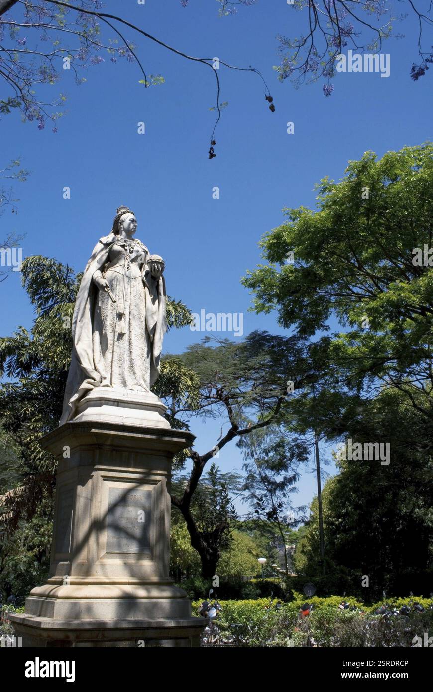 Statue of queen victoria in cuban park at bangalore, Karnataka, India ...