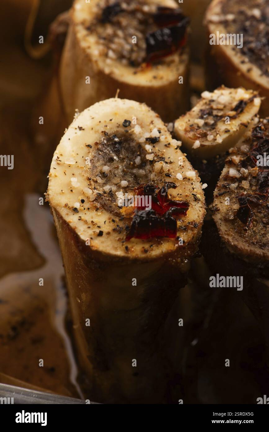 Homemade Roasted Beef Bone Marrow Stock Photo - Alamy