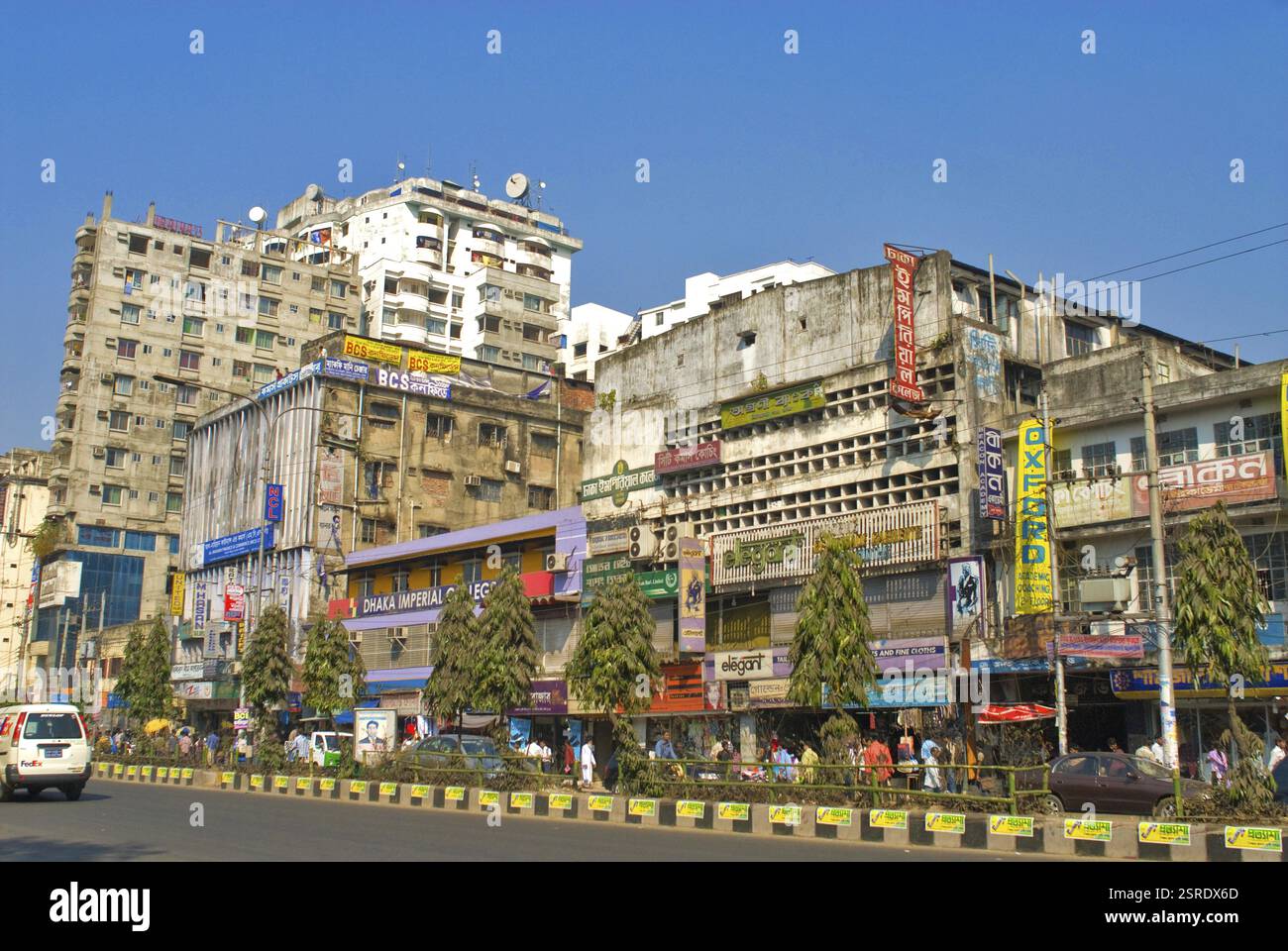 Building on Mirpur road, New Market, Dhaka, Bangladesh, Asia Stock ...