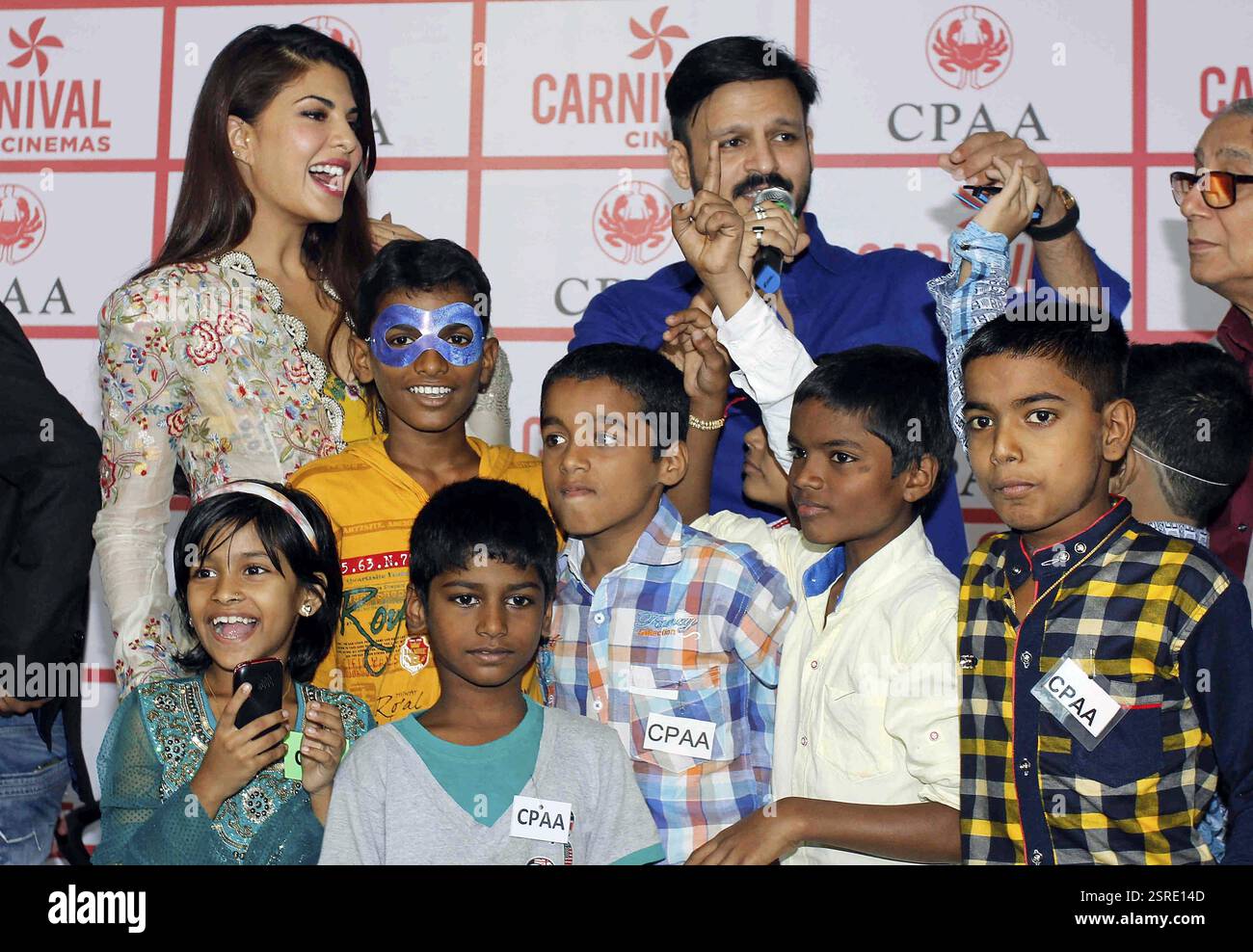 Bollywood actor Vivek Oberoi celebrates birthday Jacqueline Fernandez ...