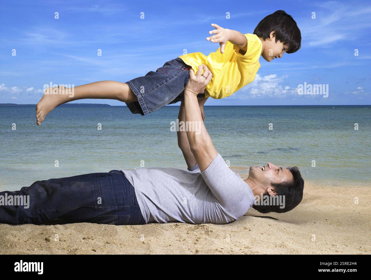 Male carrying both hand hi-res stock photography and images - Alamy