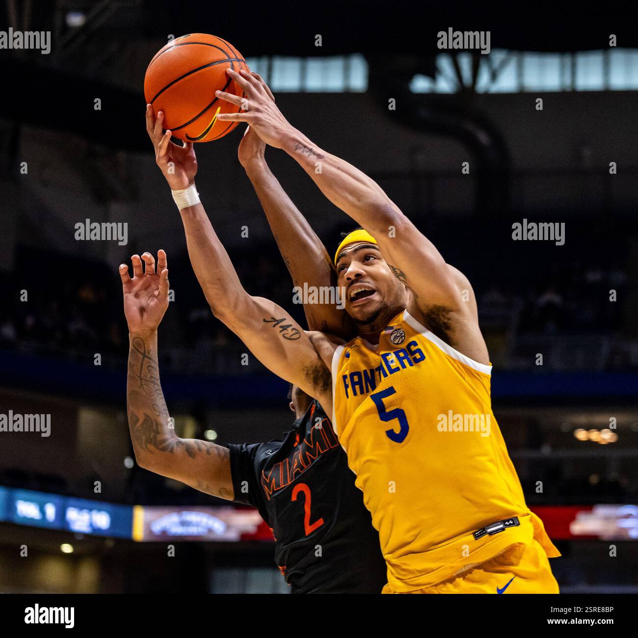 Pittsburgh, Pennsylvania, USA. 15th Feb, 2025. Pitt Panthers guard ...
