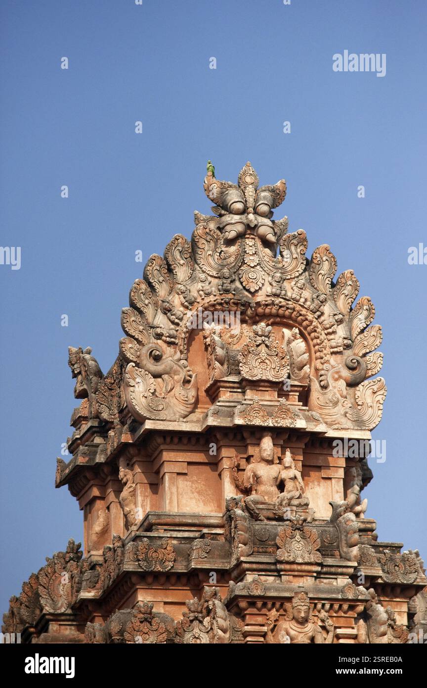 Sculpture of god and goddesses on the peak of krishna temple, Hampi ...