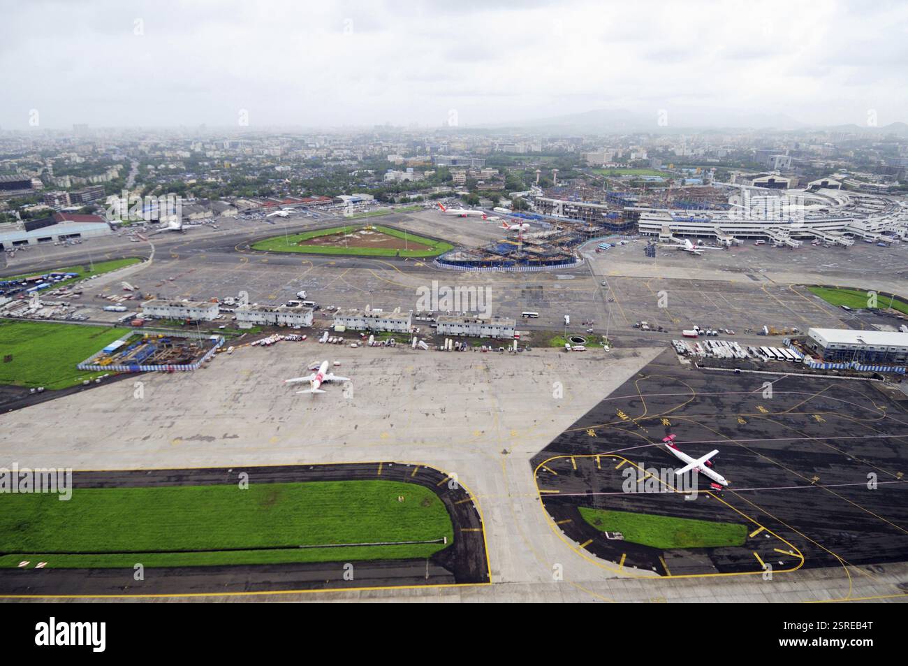 Aerial view of runway at chhatrapati shivaji international airport ...