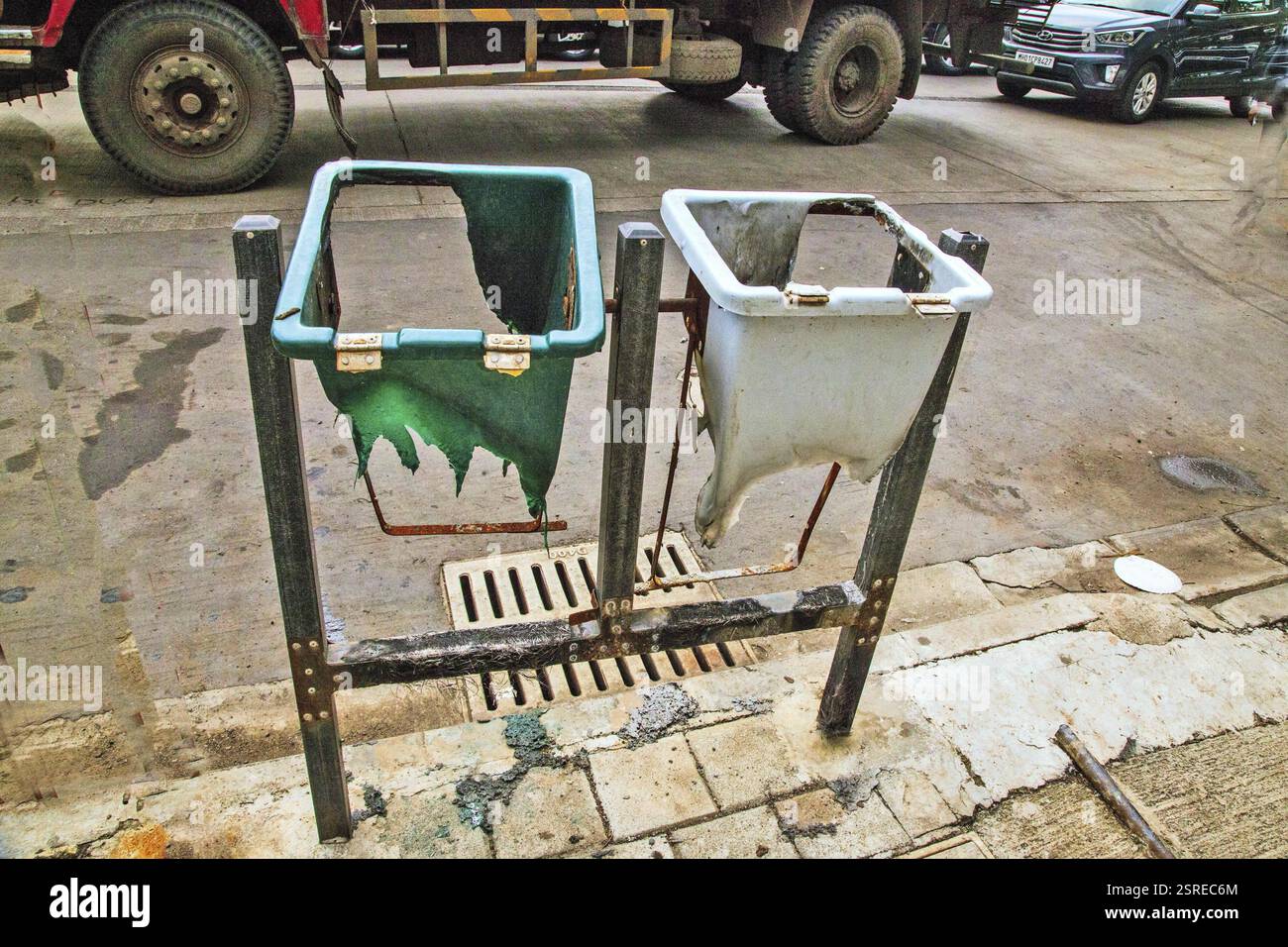 Damaged dustbin, Mumbai, Maharashtra, India, Asia Stock Photo - Alamy