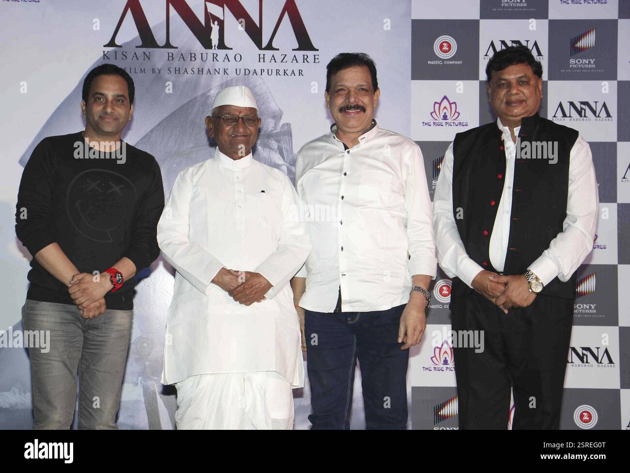 Bollywood actor Shashank Udapurkar Social activist Anna Hazare Govind ...