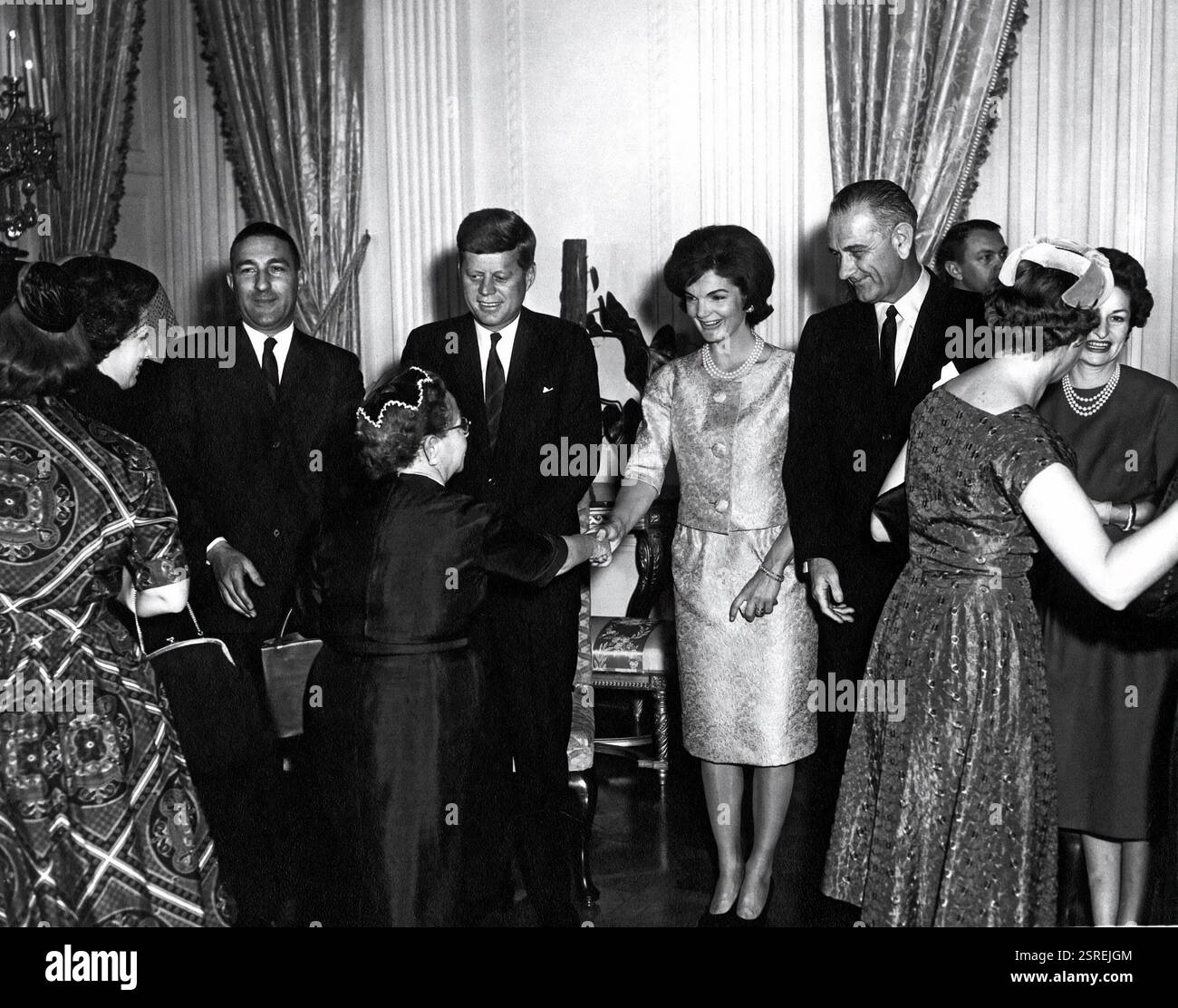 Guests inauguration ceremony president hi-res stock photography and ...