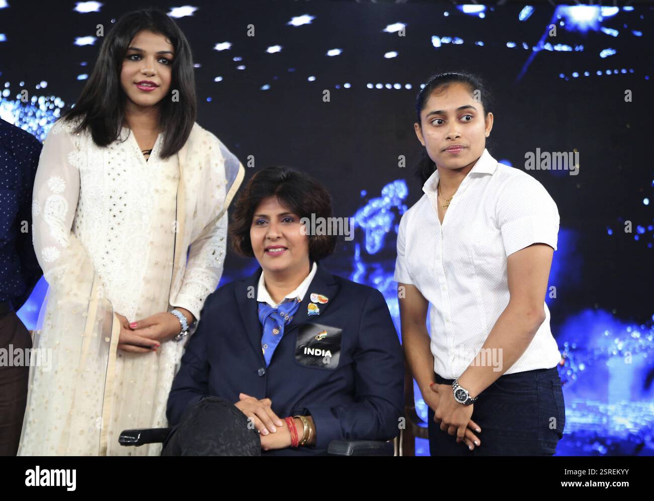 Indian wrestler Sakshi Malik Paralympic silver medal winner Deepa Malik ...