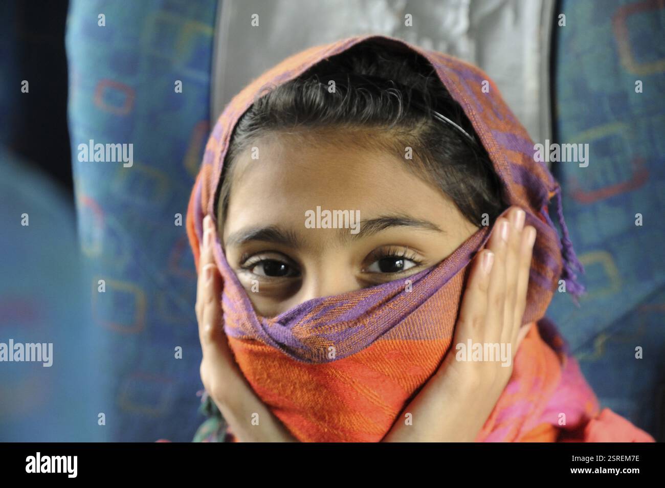 India face faces girl girls hi-res stock photography and images - Alamy