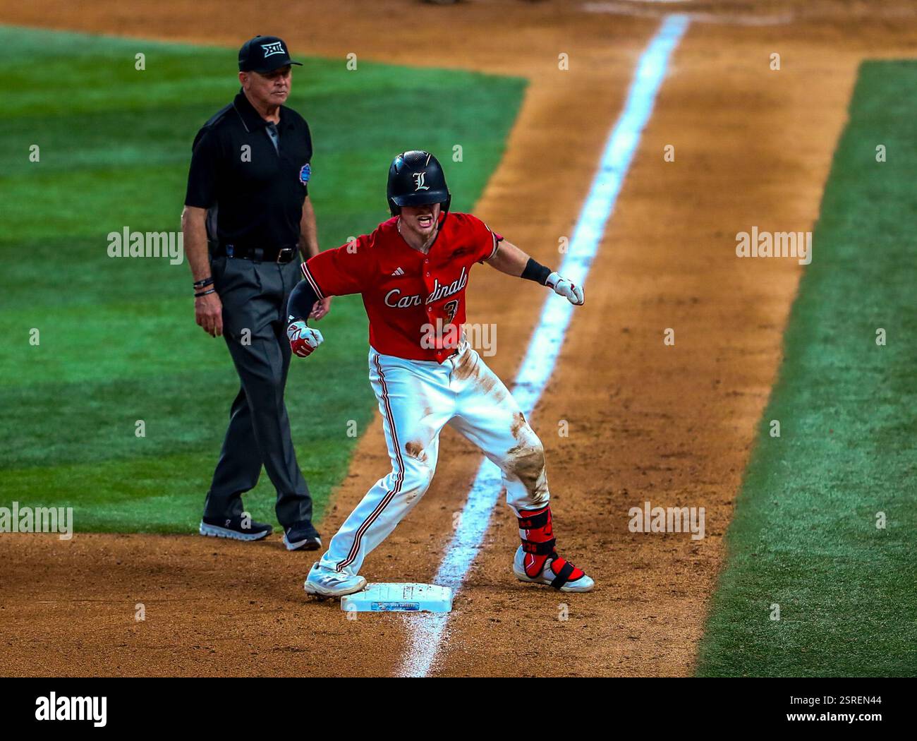 Arlington, Texas, USA. 15th Feb, 2025. Louisville's TAGGER TYSON (36 ...