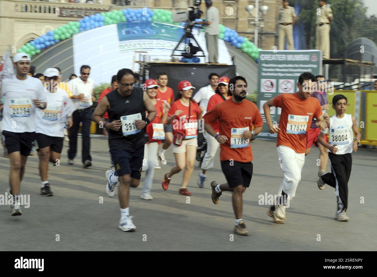 Indian participants running in Marathon, Mumbai, Maharashtra, India ...