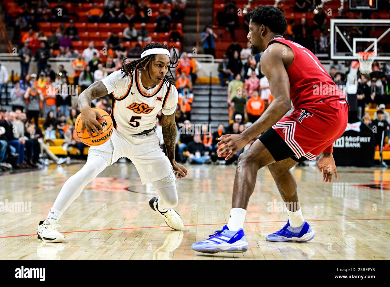 Oklahoma State guard Khalil Brantley (5) drives against Texas Tech ...