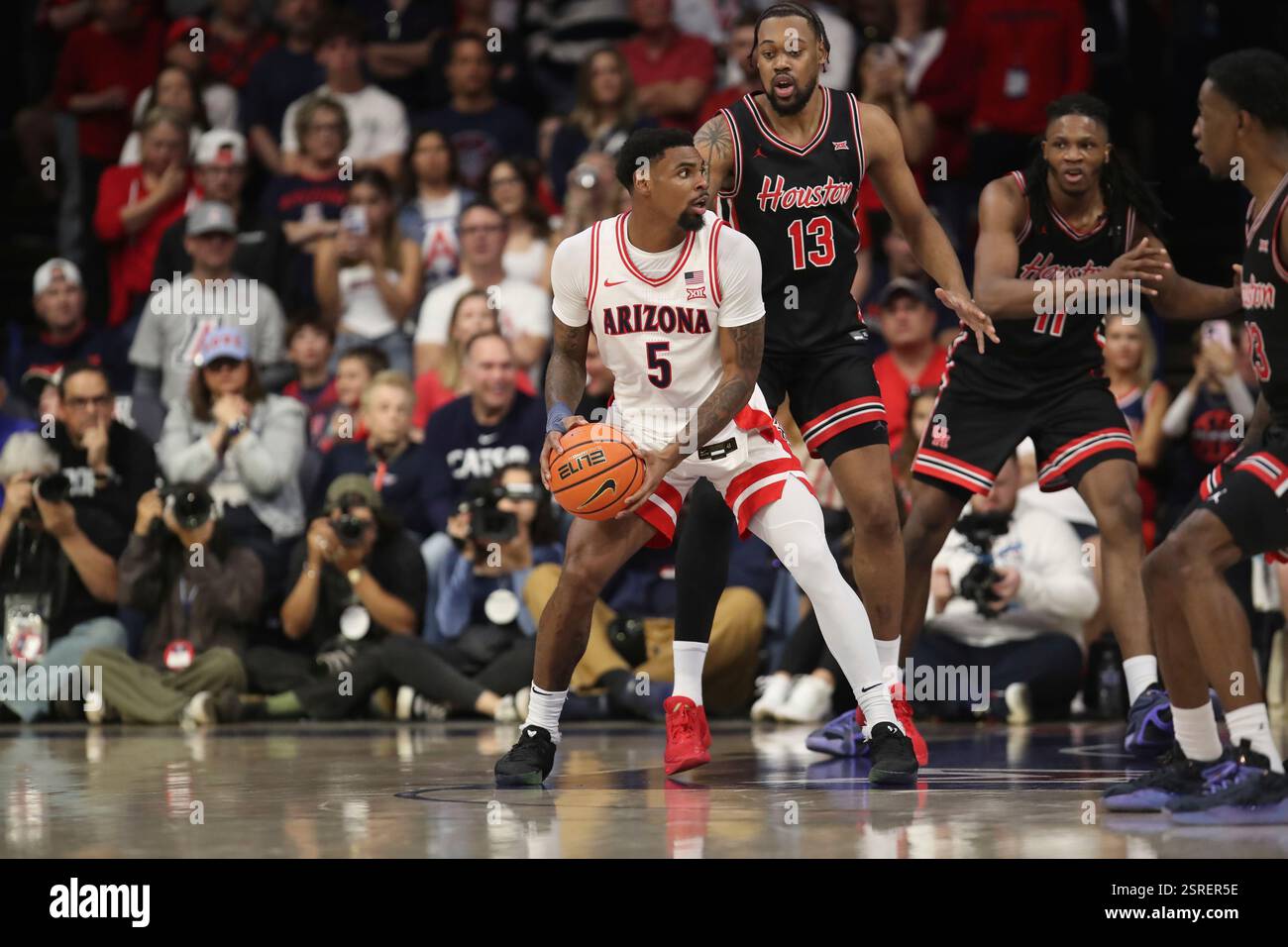 TUCSON, AZ - FEBRUARY 15: Houston Cougars forward J'Wan Roberts #13 ...
