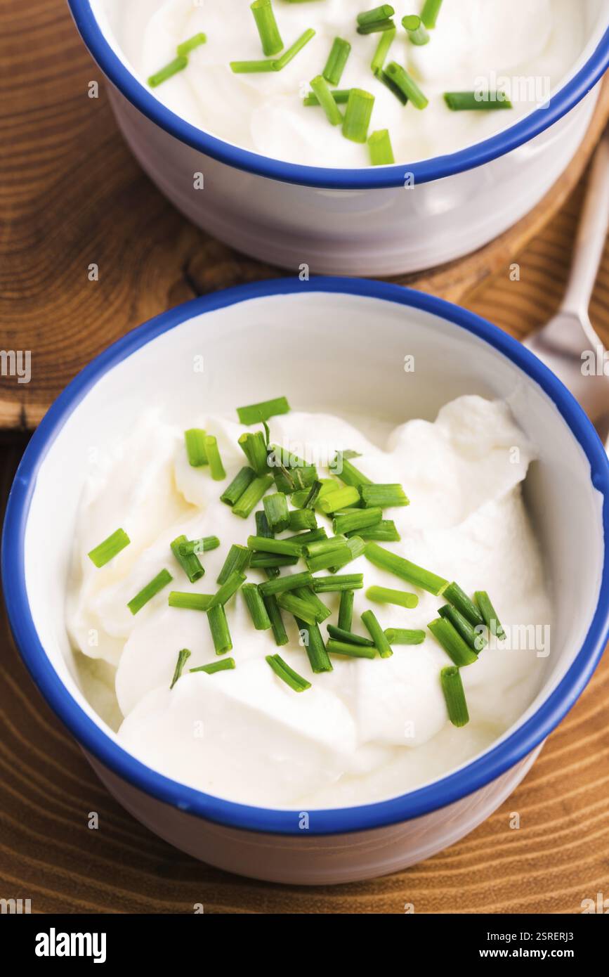 Cottage cheese with chives Stock Photo - Alamy