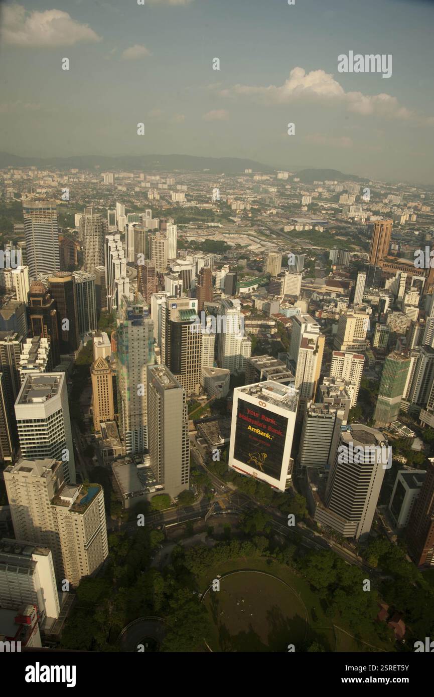 Aerial overhead birds eye view looking down from above hi-res stock ...