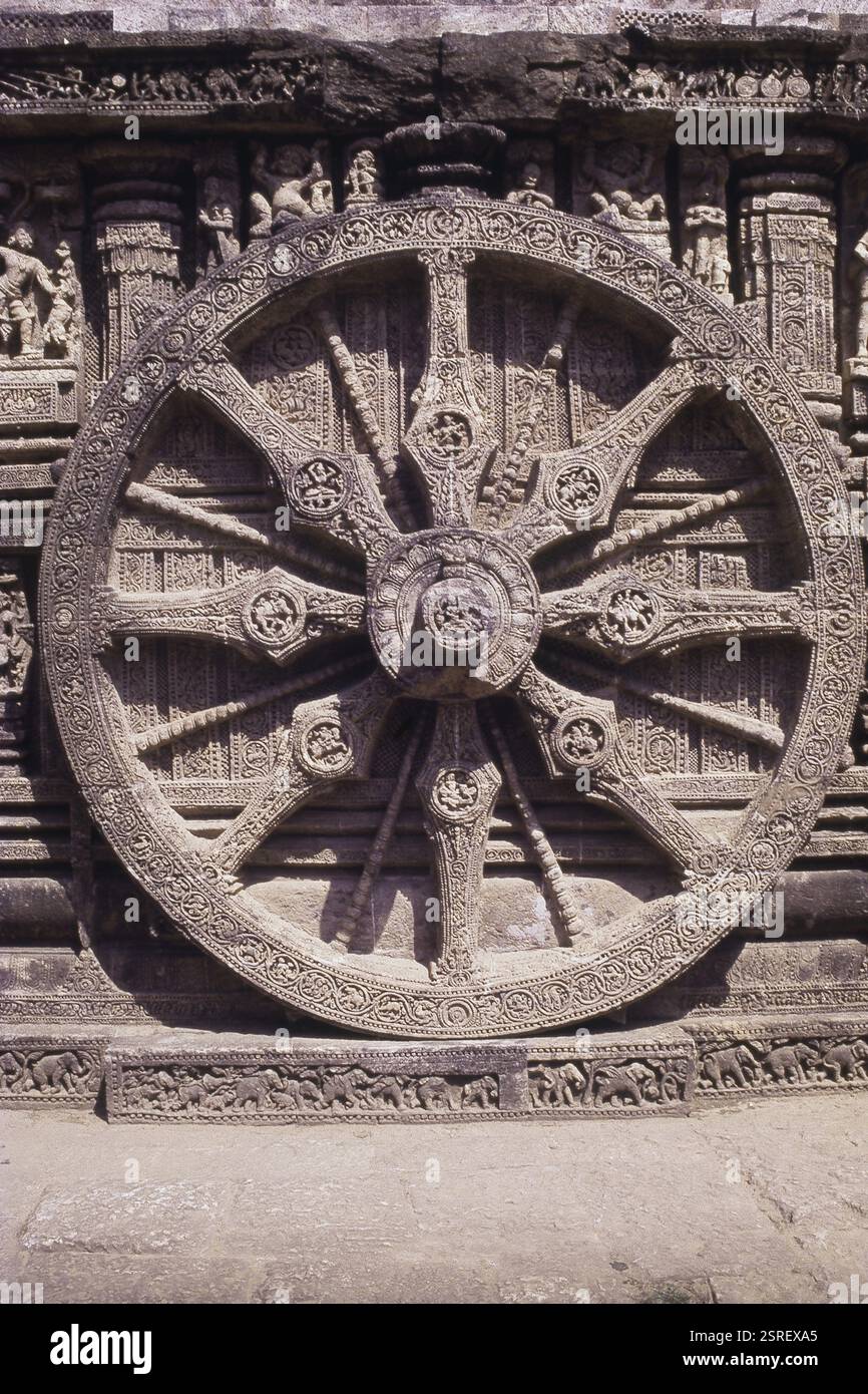 Konark wheel at Konark Sun Temple in Orissa, India, Asia Stock Photo ...