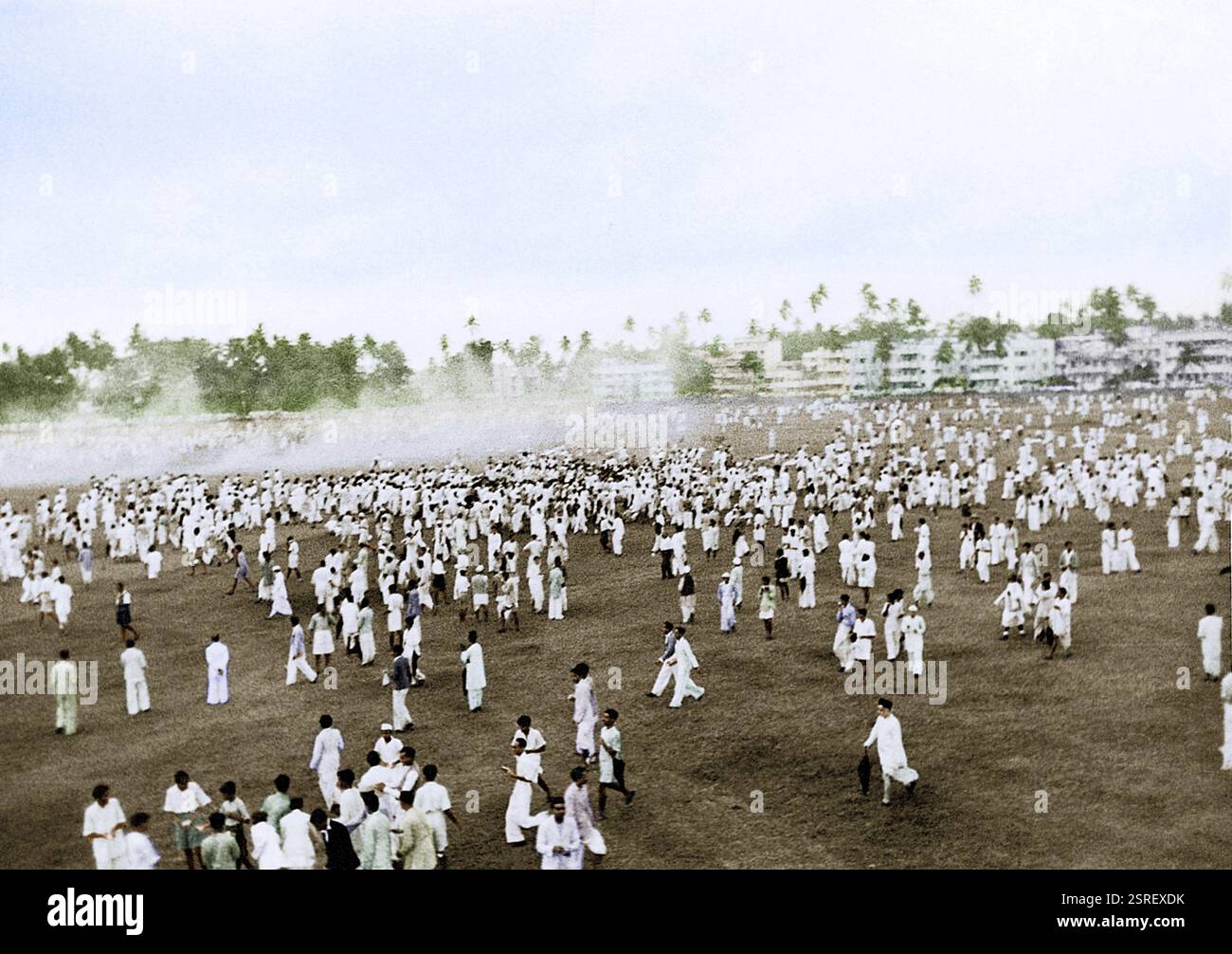 Tear Gas at Gowalia Tank Maidan, Bombay, India, Asia, August 9, 1942 ...