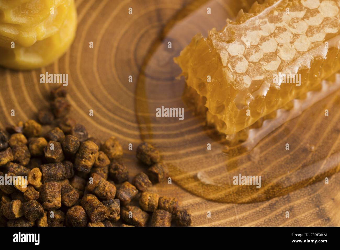Honeycomb, pollen and propolis Stock Photo - Alamy