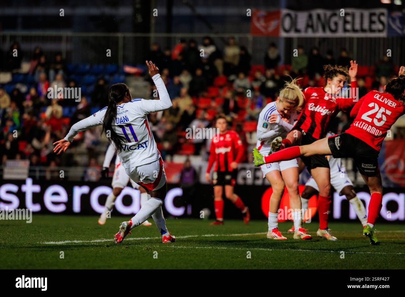 Lyon, France. 15th Feb, 2025. Kadidiatou Diani (11 Olympique Lyonnais ...