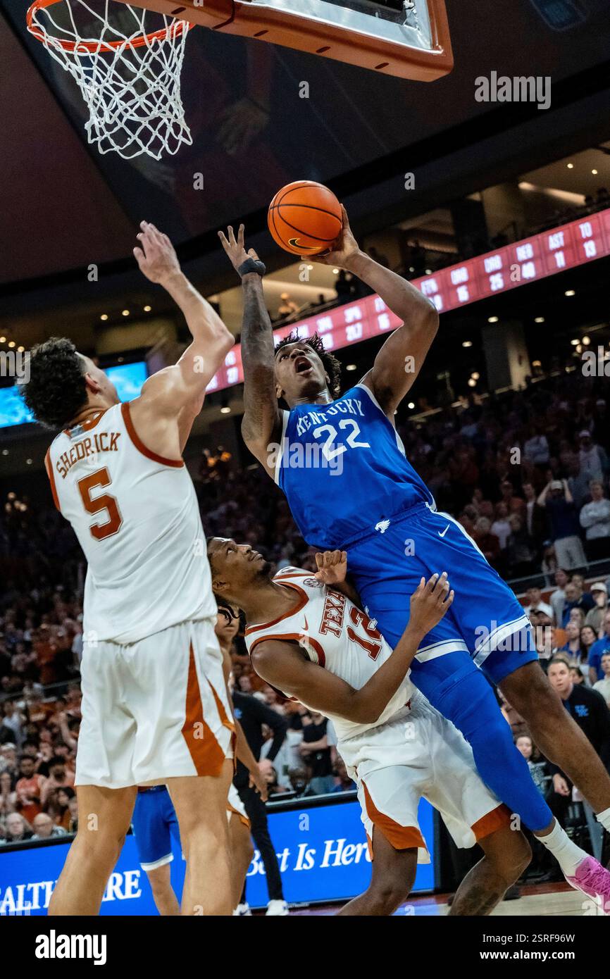 Feb 15, 2025. Amari Williams (22) of the Kentucky Wildcats in action vs ...