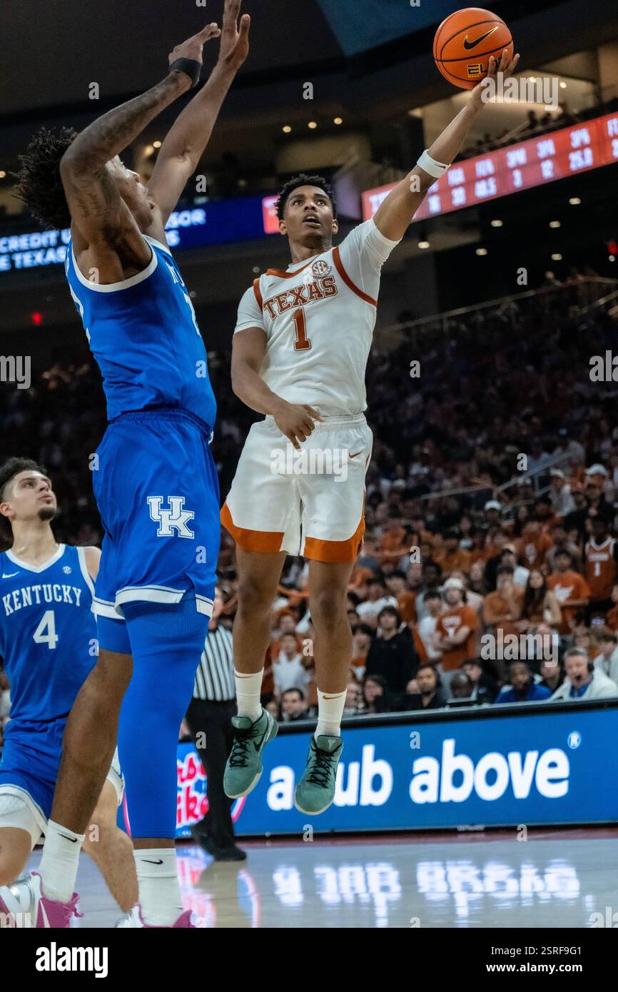 Texas, USA. 15th Feb, 2025. Julian Larry (1) of the Texas Longhorns in ...