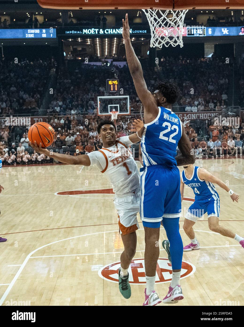 Texas, USA. 15th Feb, 2025. Julian Larry (1) of the Texas Longhorns in ...