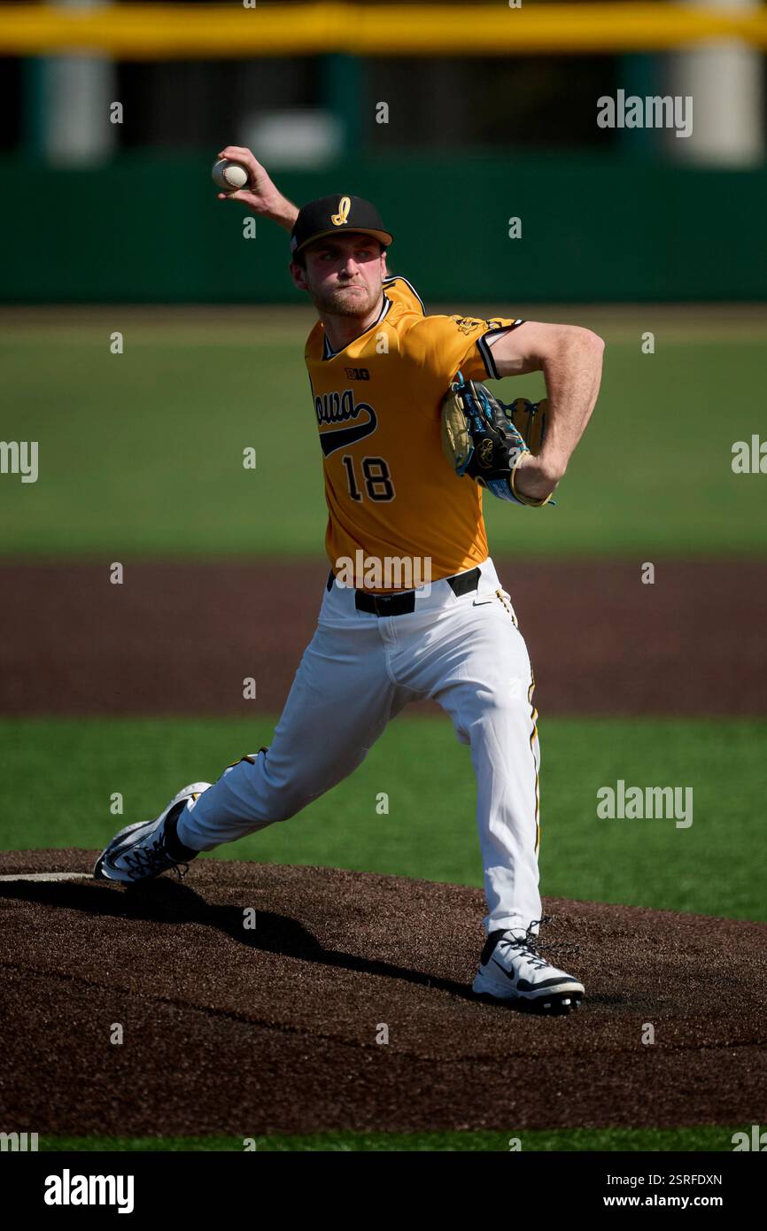 Iowa Hawkeyes pitcher Aaron Savary (18) during an NCAA baseball game ...