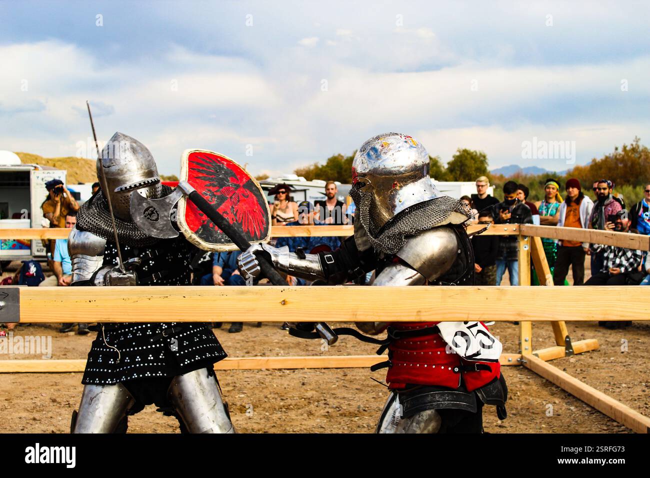 Live action armored combat at the Medieval Faire Stock Photo - Alamy