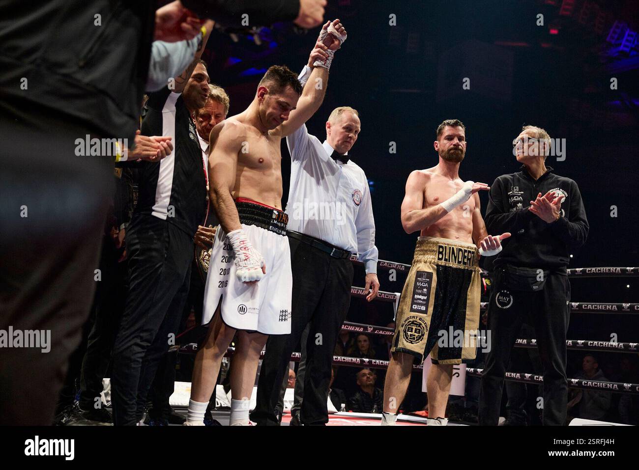 Neu Ulm, Deutschland. 15th Feb, 2025. Felix Sturm vs. Benjamin Blindert GER, Felix Sturm vs ...