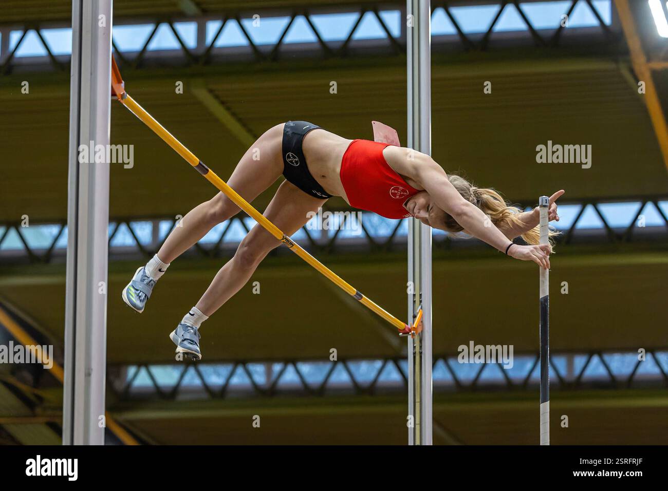 Dortmund, Deutschland. 15th Feb, 2025. Naya F?llers (TSV Bayer 04 ...