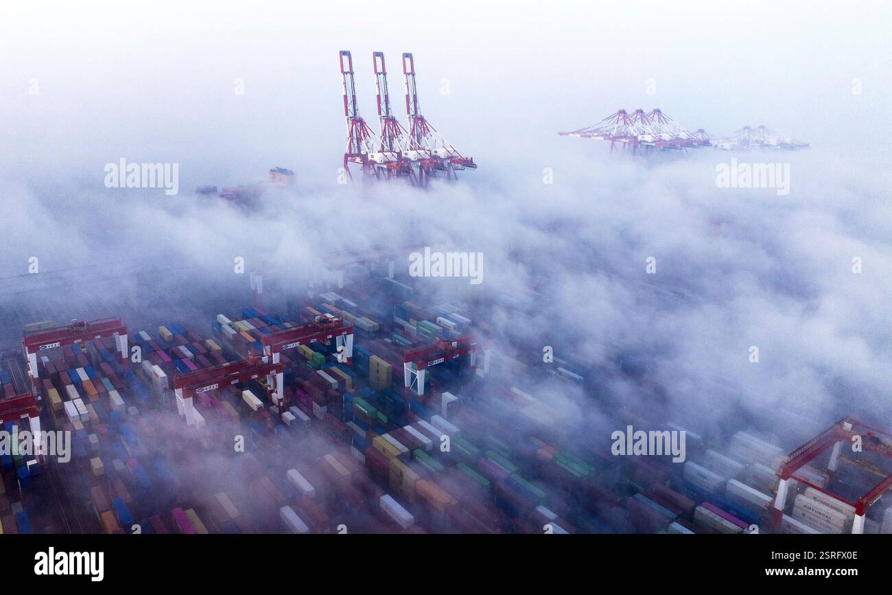 Heavy fog shrouds Yangshan Container Terminal in Shanghai, China Sunday ...