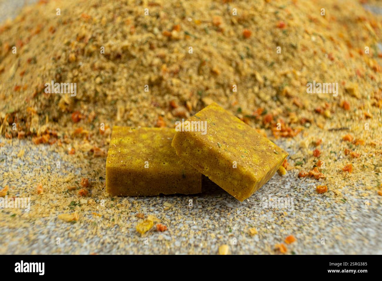 Instant bouillon and spice mix in cubes and powder Stock Photo - Alamy