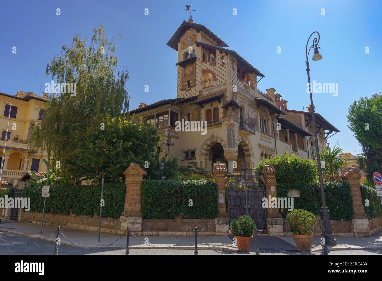 Villino delle Fate (Fairy House) in Coppede district in Rome, Italy ...