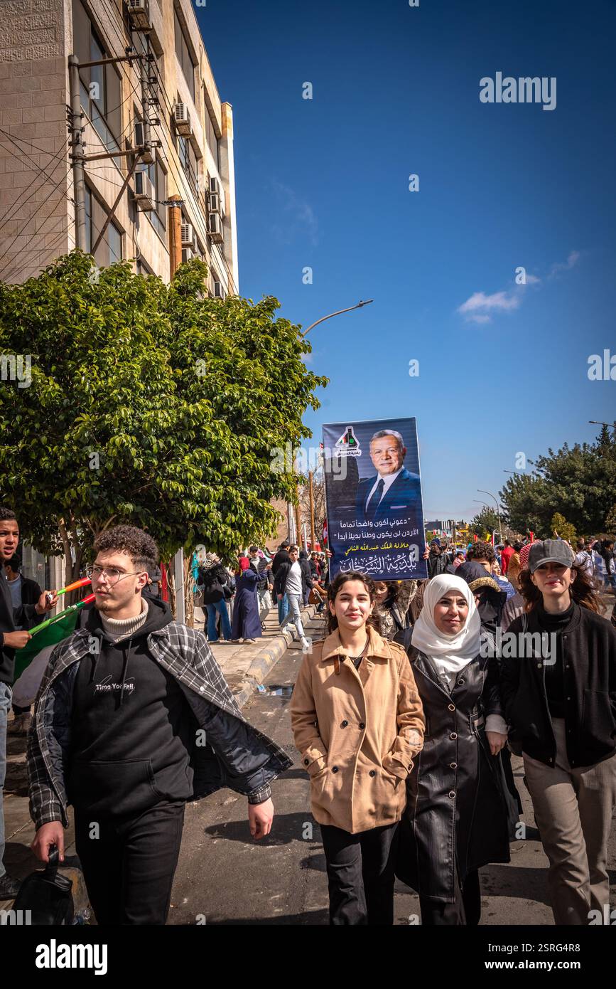 Amman, Jordan on February 14, 2025 Crowds of Jordanians Welcoming King ...