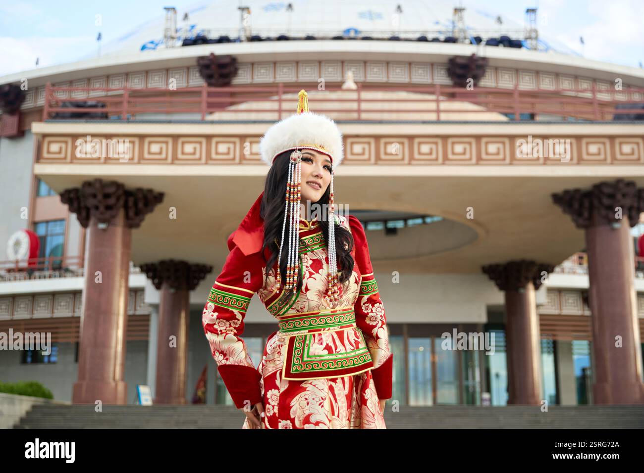 Mongolian girl wearing traditional costume of the Dalhan tribe Stock ...