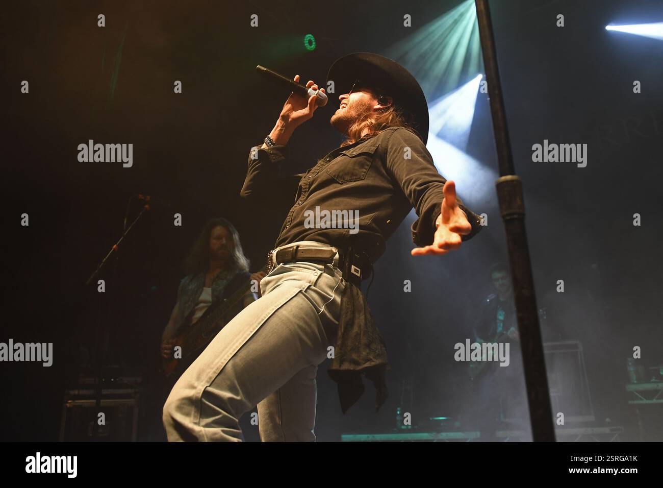 UK. 15th Feb, 2025. LONDON, ENGLAND - FEBRUARY 15: Warren Zeiders ...