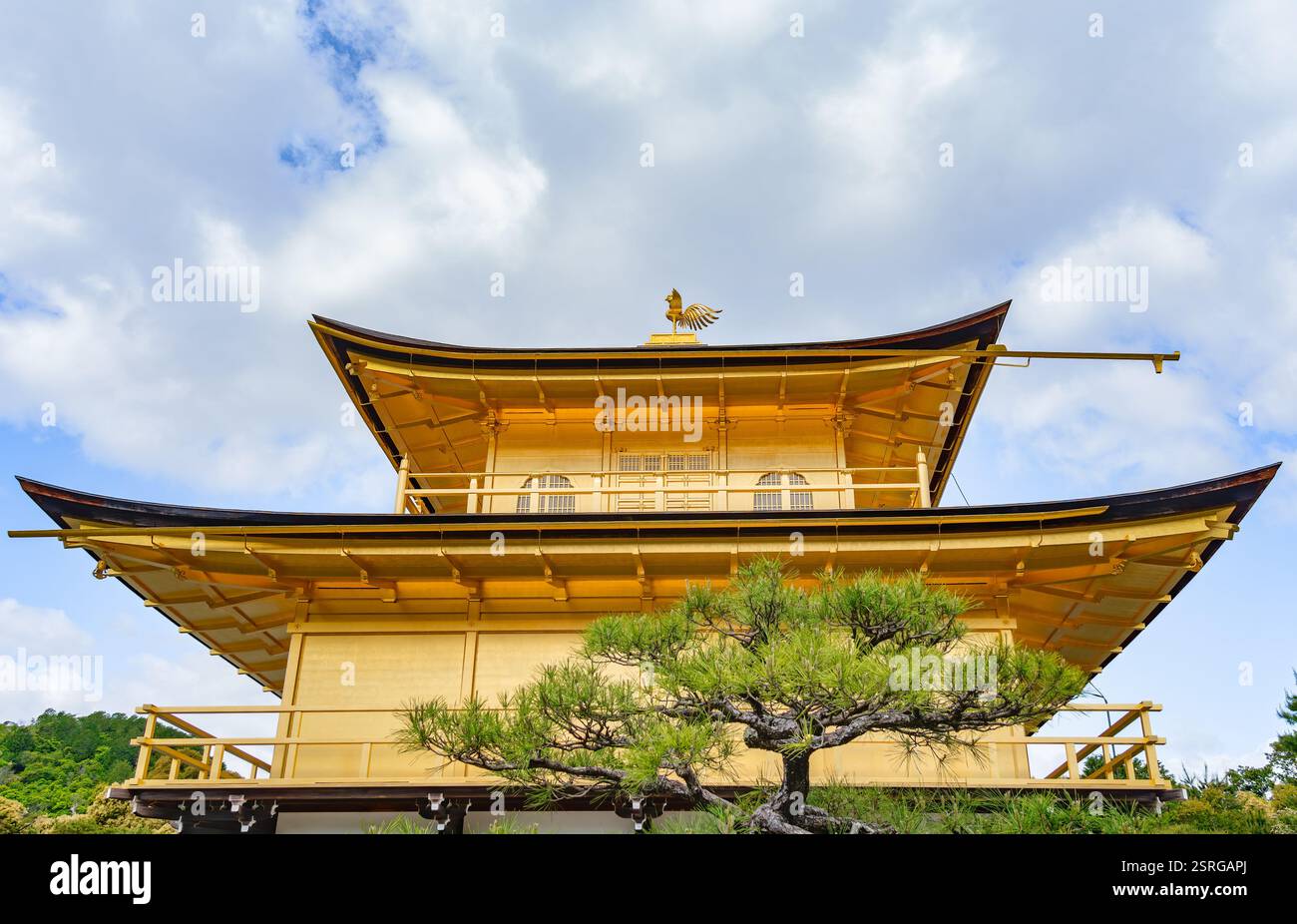 The impressive building structure of Rokuon-ji Kinkakuji (Golden ...