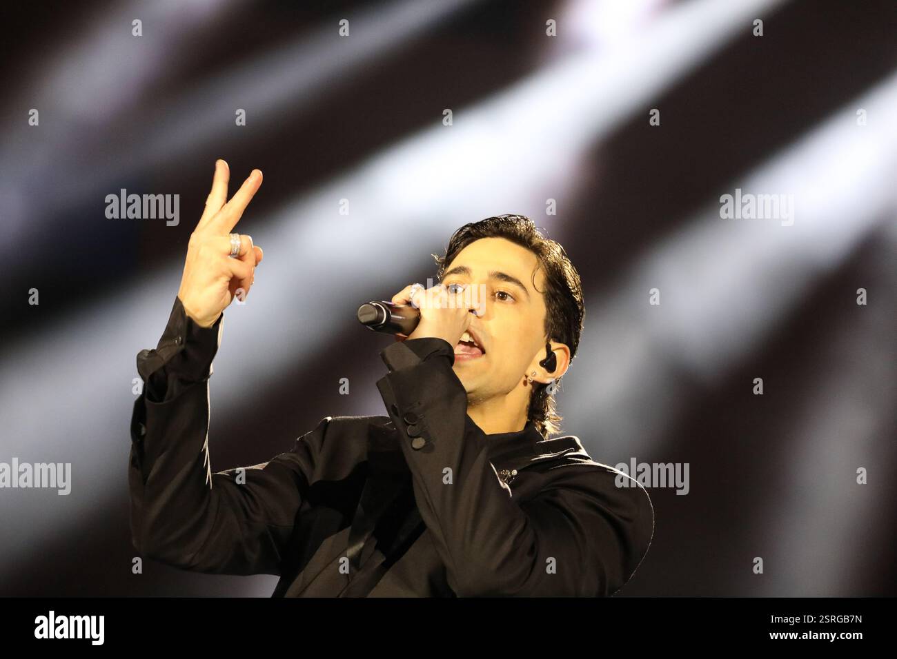 Sanremo, Italy. 15th Feb, 2025. The italian singer Tedua during the ...