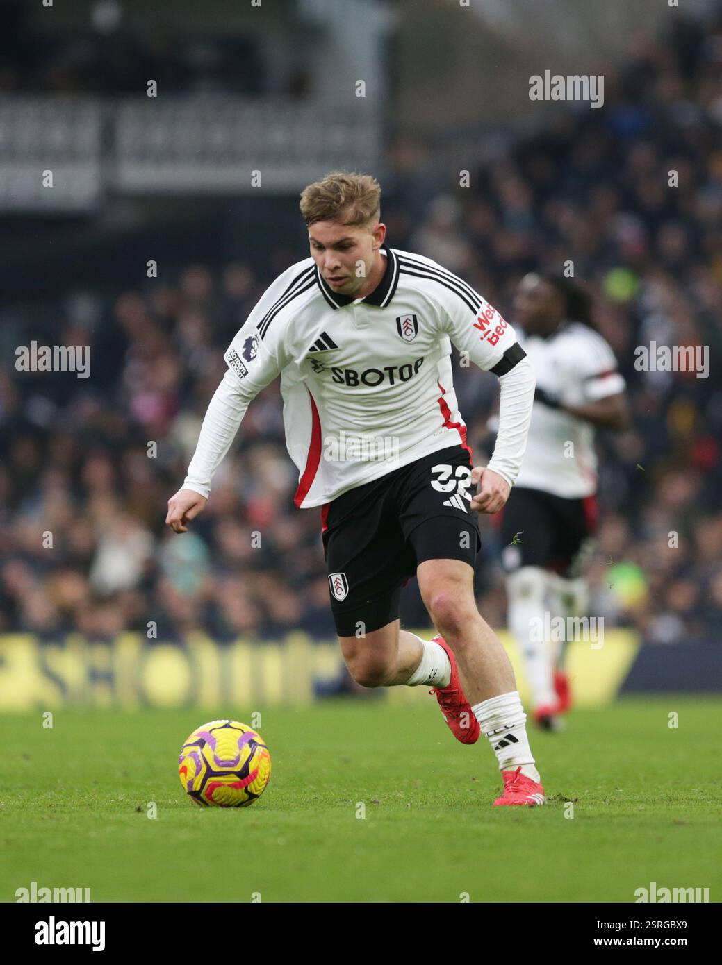 London, UK. 15th Feb, 2025. Craven Cottage, February 15th 2025: Emile ...