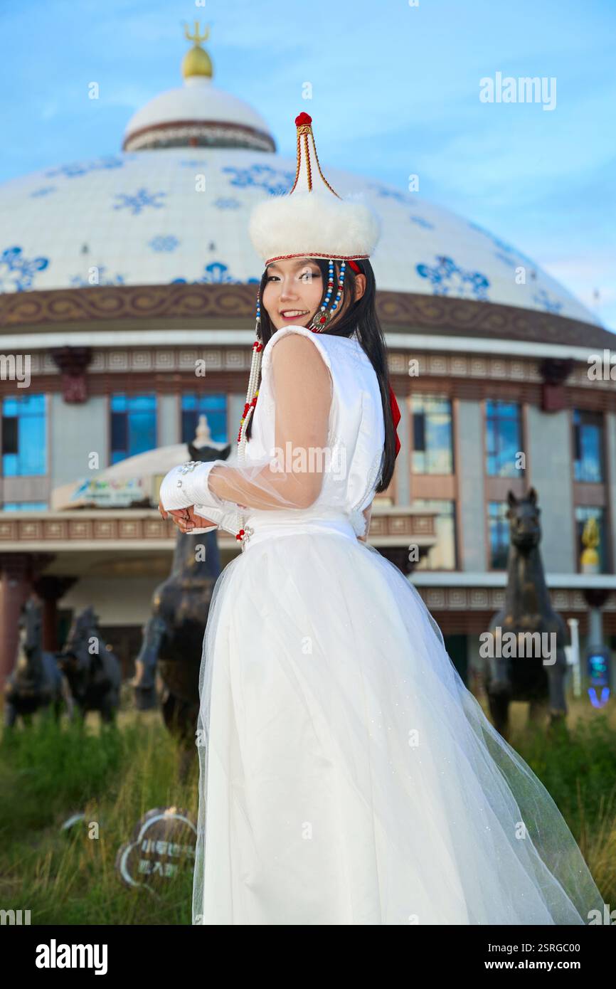 Mongolian girl wearing traditional costume of the Dalhan tribe Stock ...