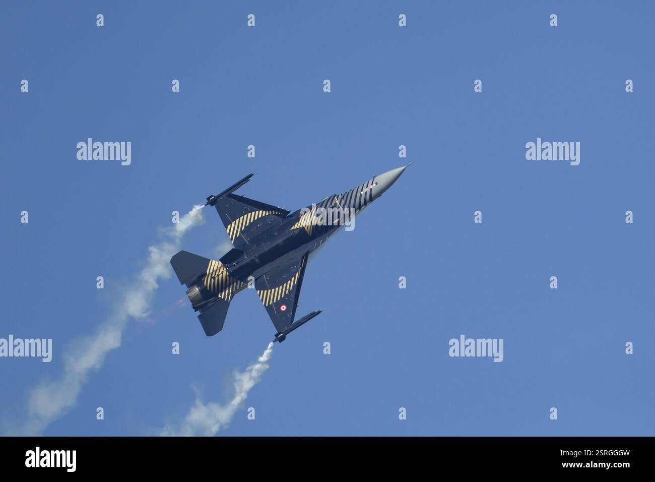 General Dynamics F-16 Fighting Falcon aircraft in Turkish air force ...