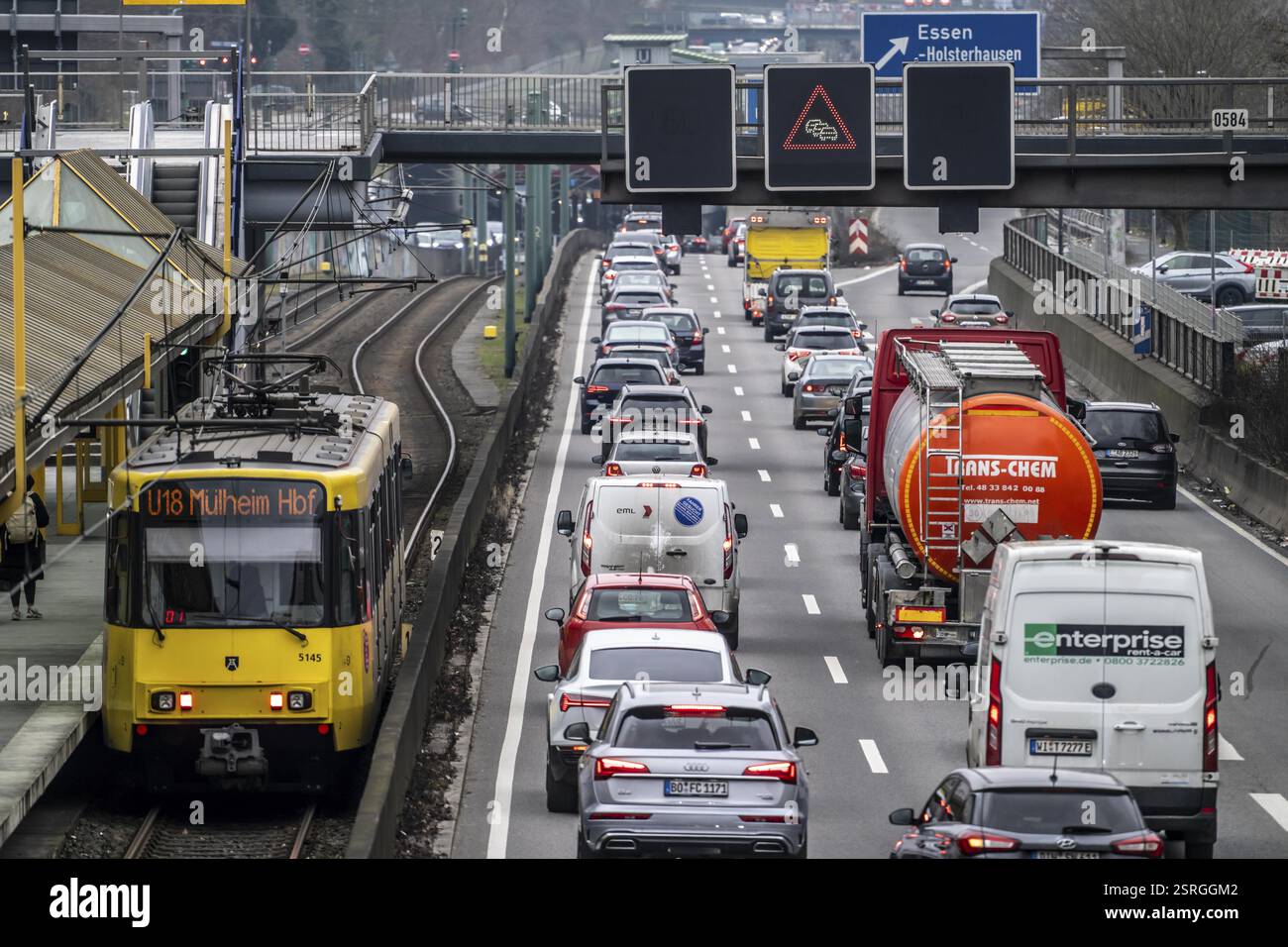 Traffic jam on the A40 motorway, in both directions, underground U18 in ...